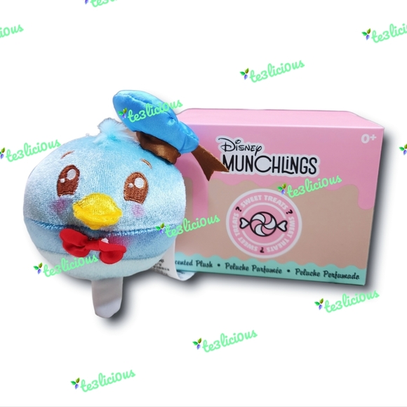 Disney | Accessories | Disney Parks Munchlings Donald Duck Chaser Sweet ...